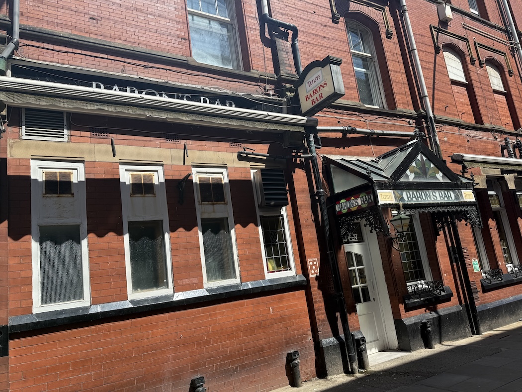Barons Bar - Southport